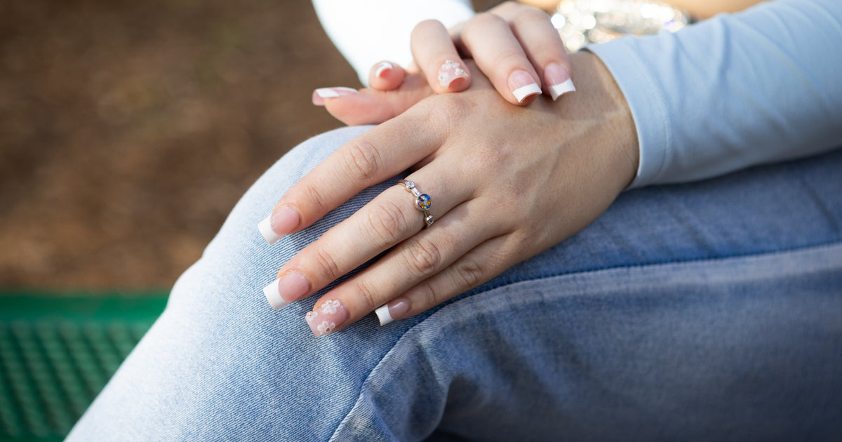 cremation-jewlry-2361.jpg?crop=center&height=630&v=1753408090&width=1200