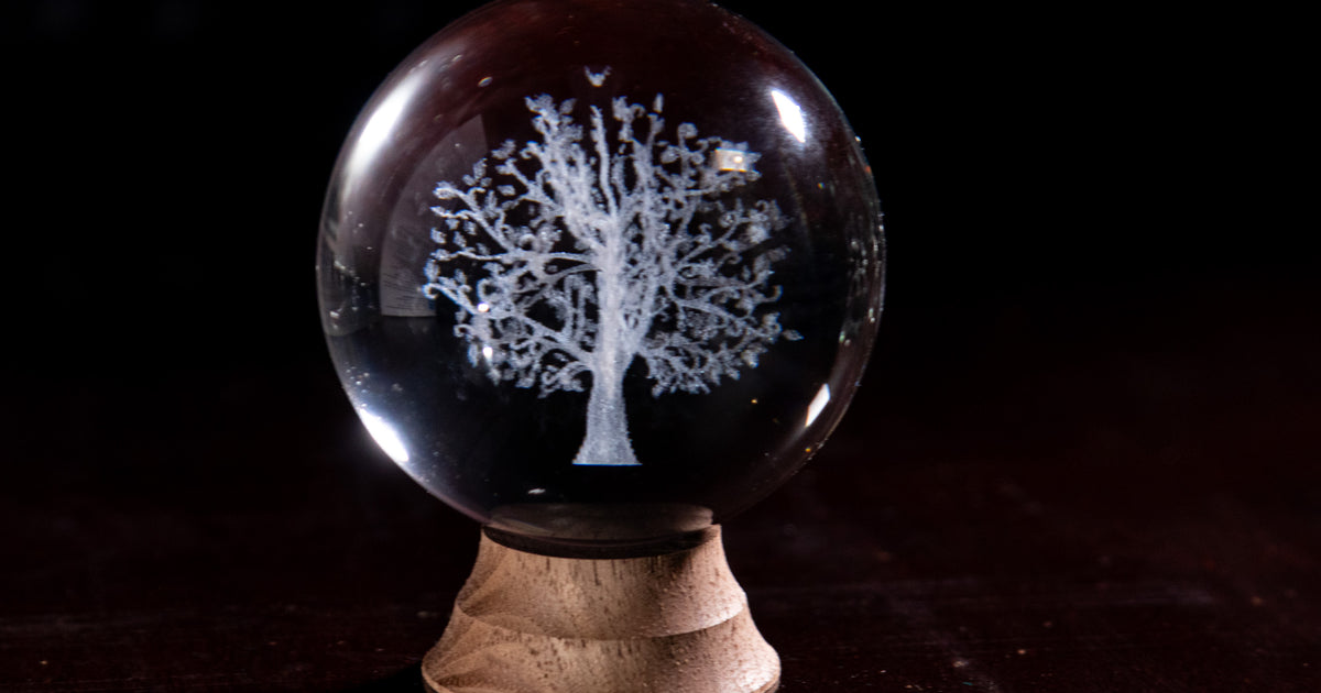 woodkeepsakeurnforasheswith3Dlaserorb-1.jpg?crop=center&height=630&v ...