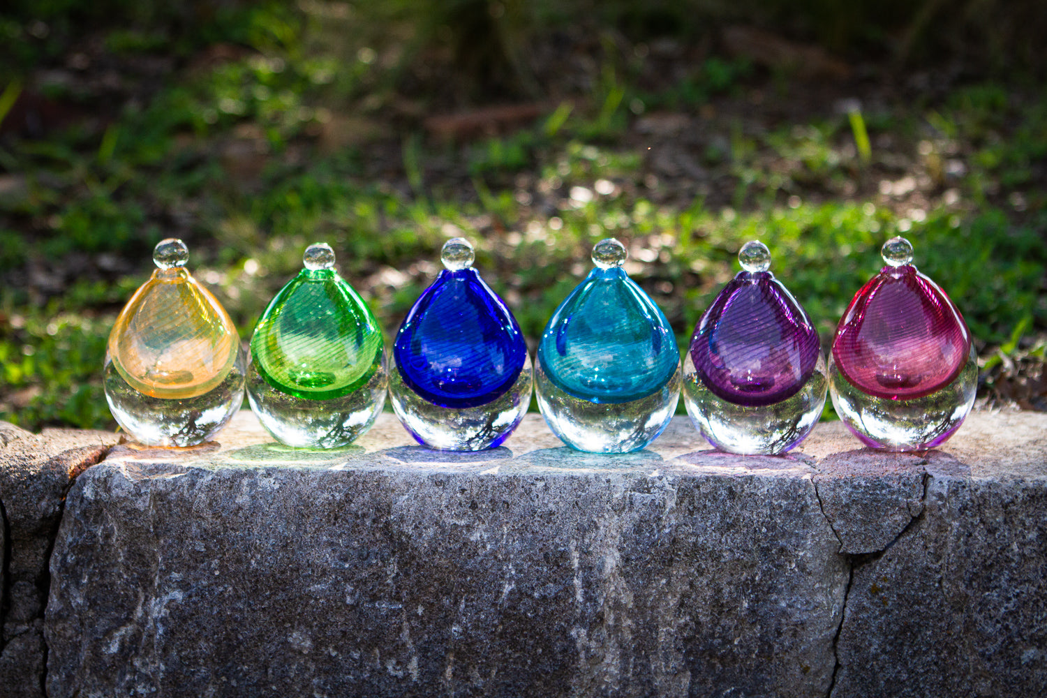 Home / Glass Keepsake Urn for Cremation Ashes of People or Pets